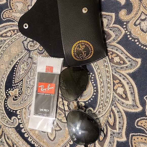 Ray-Ban | Accessories | Ray Ban Aviator Sunglasses | Poshmark